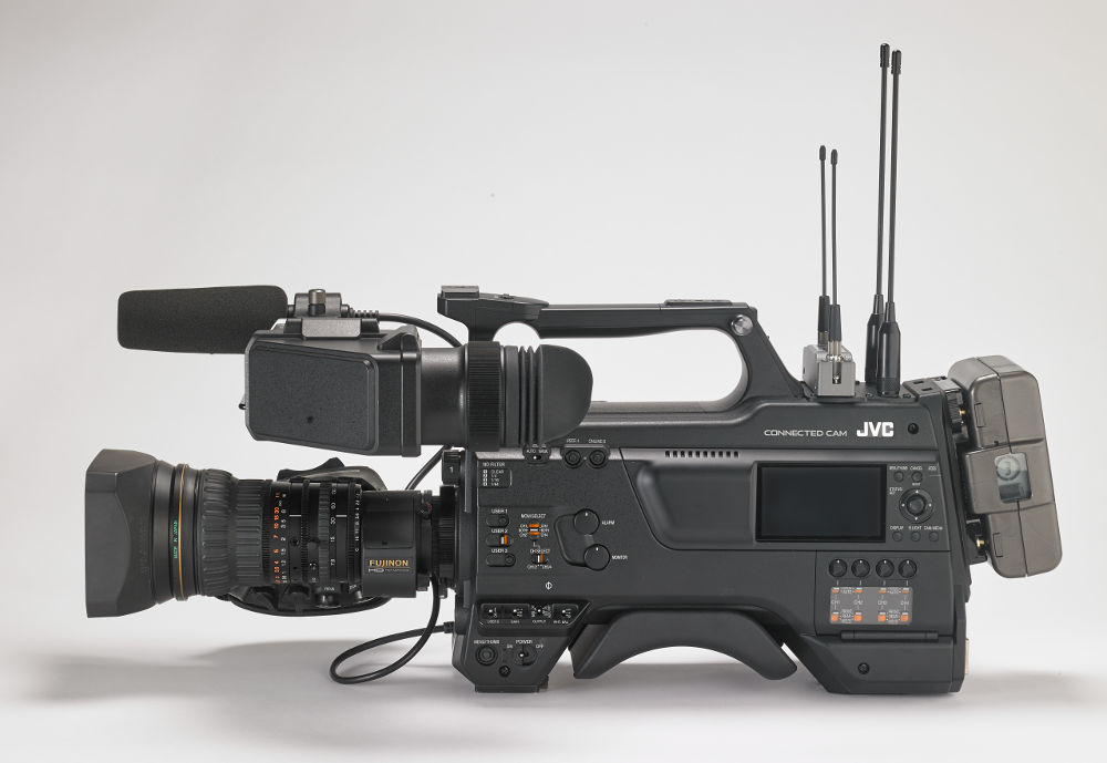 Slashcam News : JVC GY-HC900 "CONNECTED CAM" for news-over-IP // NAB 2018